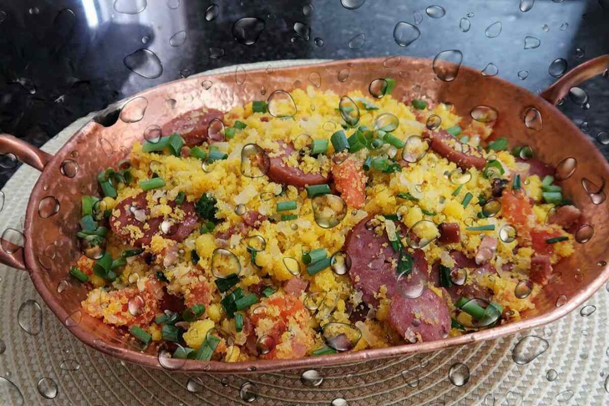 Receita de fubá suado serve para acompanhar perfeitamente almoço ou jantar