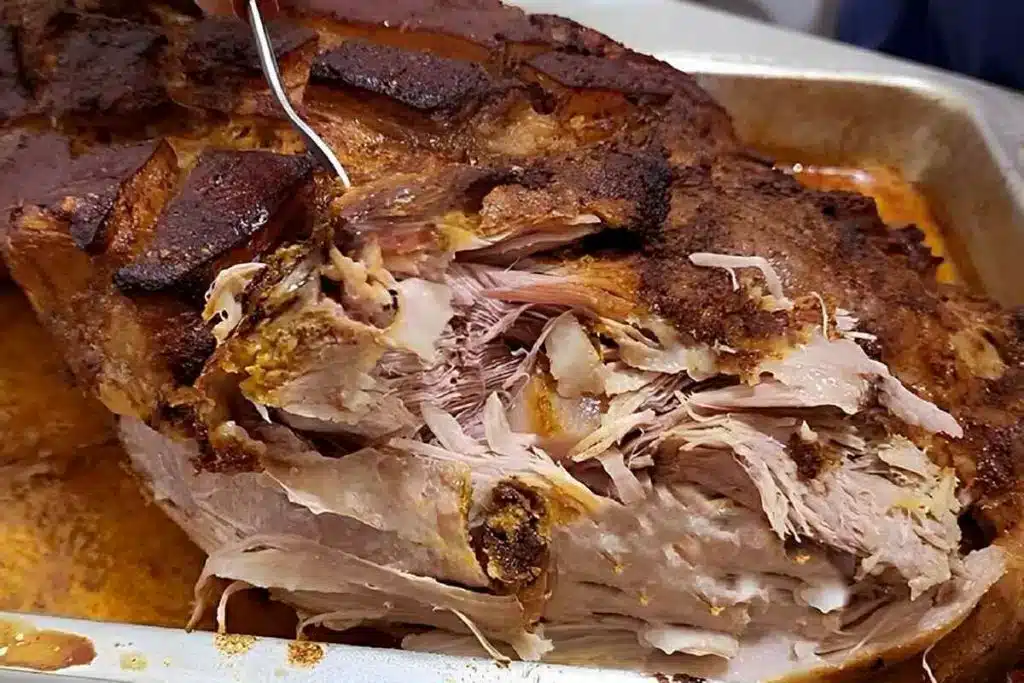 Não há nada que se compare ao sabor de um pernil assado suculento