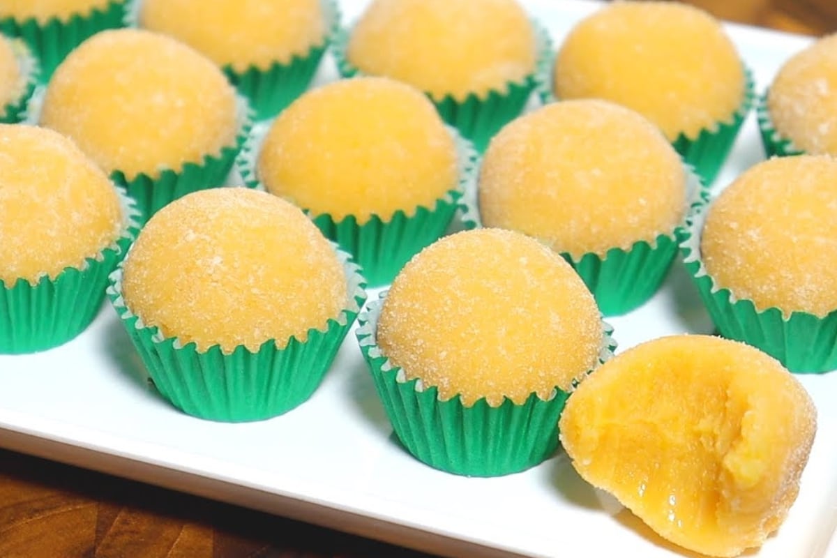 Brigadeiro de milho-verde, cremoso e perfeito para servir no fim de ano